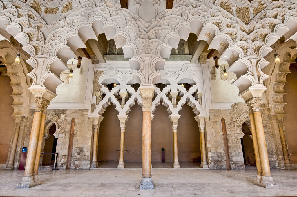 Zaragoza city trip | railtour - the Swiss travel specialist
