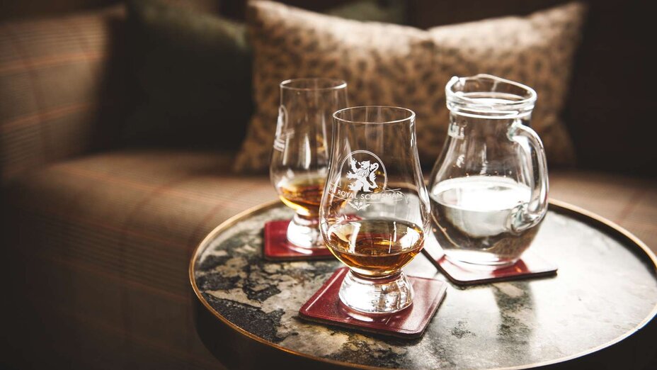 Royal Scotsman – Luxury Train Journeys through Scotland | railtour