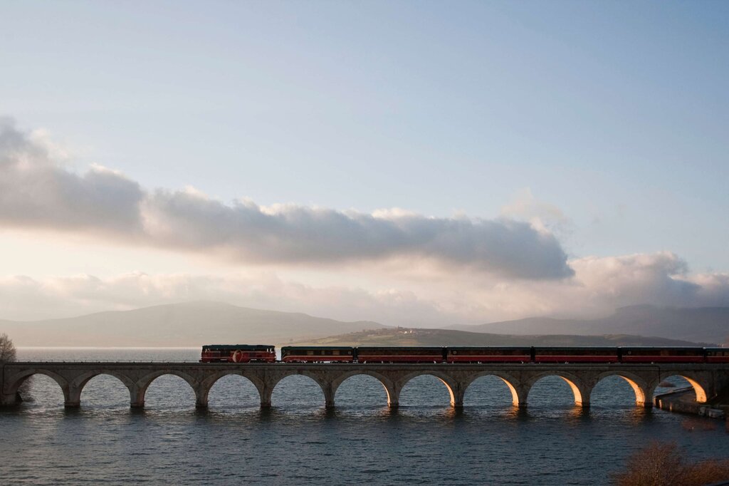 El Transcantábrico – railtour Luxury Train Journey through Northern Spain