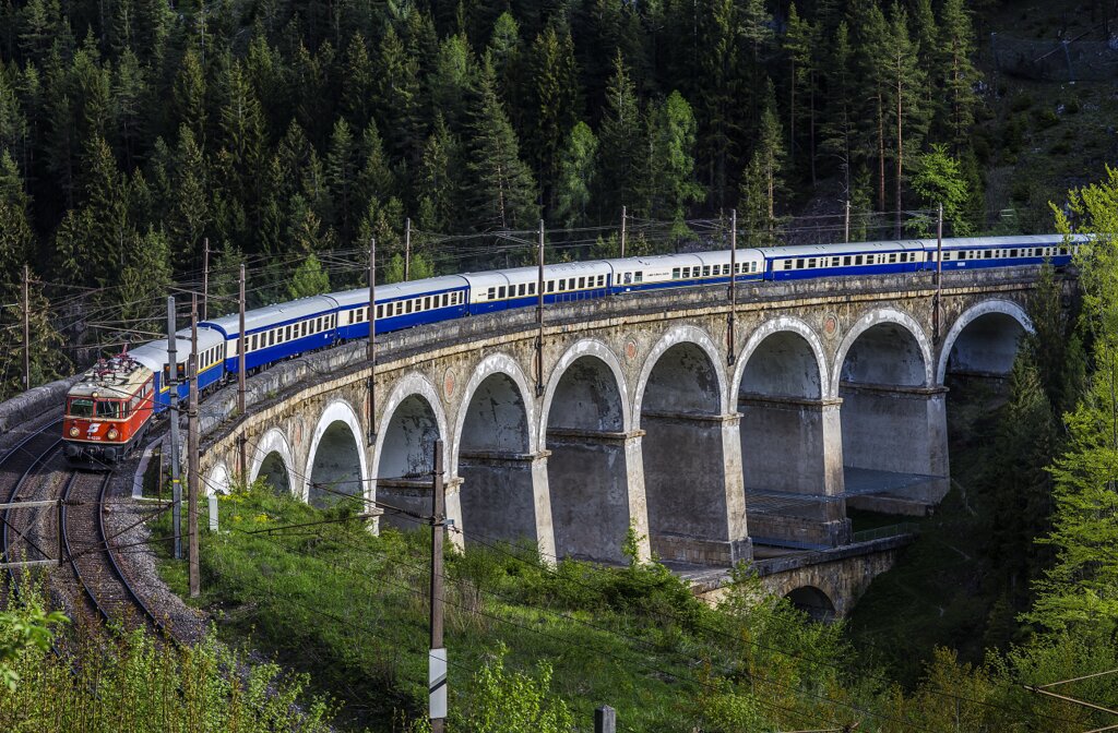 Golden Eagle Danube Express – railtour Luxuszugreise durch Europa